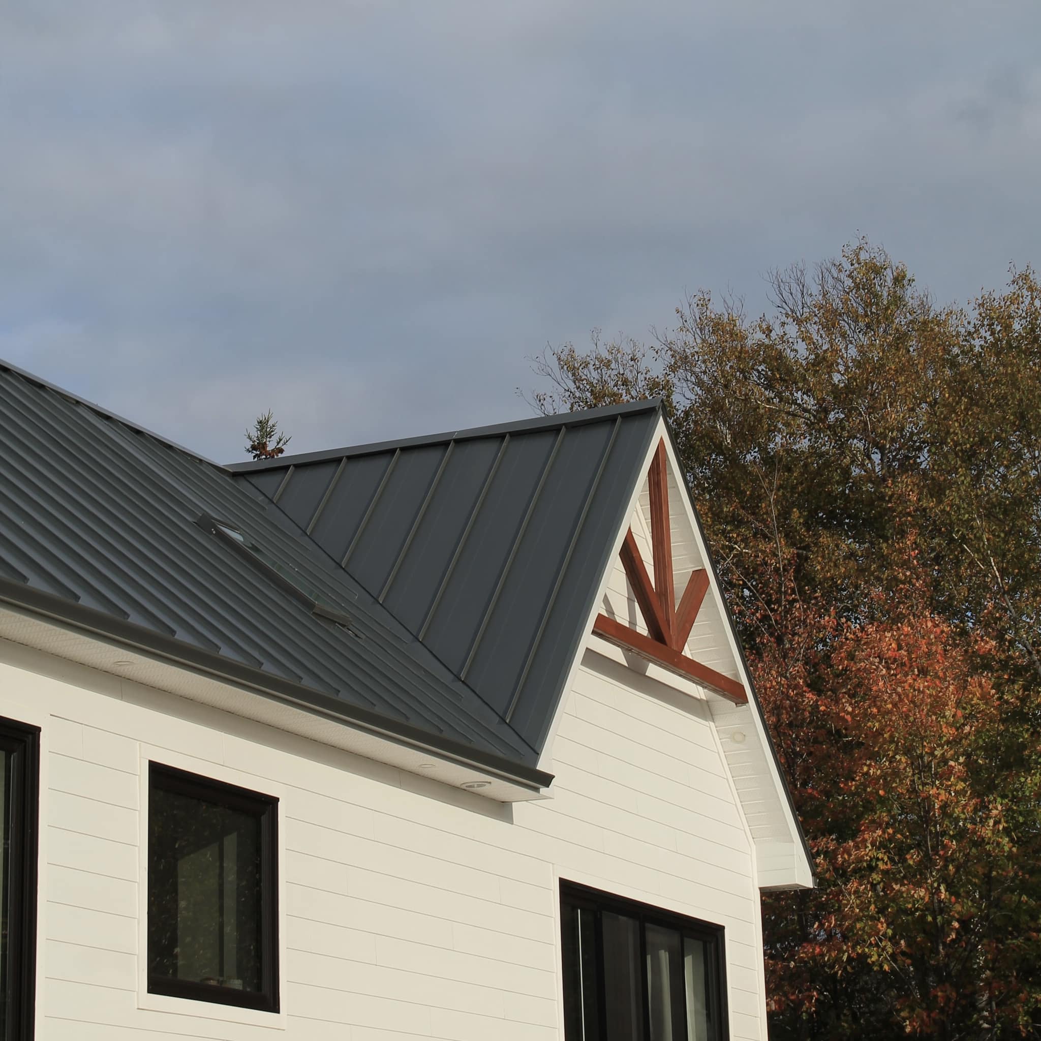 BML Metals & Roofing | Metal Roofing Manufacturer & Contractor